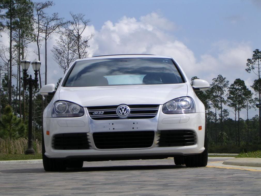 New pics....Candy White R32 | GOLFMKV.com - VW GTI Forum / VW Rabbit ...