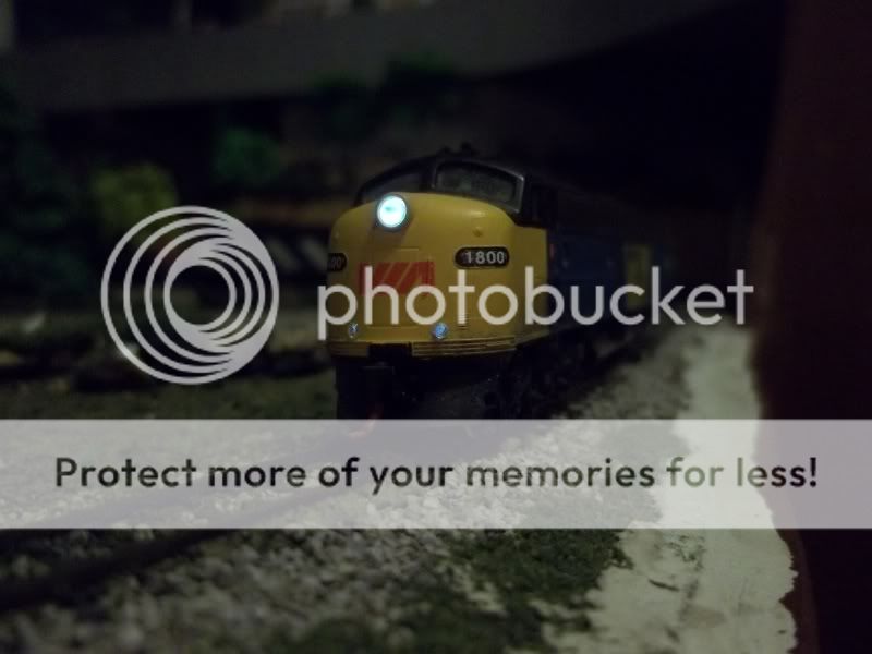 cp-forum.net - VIA Rail RS10 rd: 8558