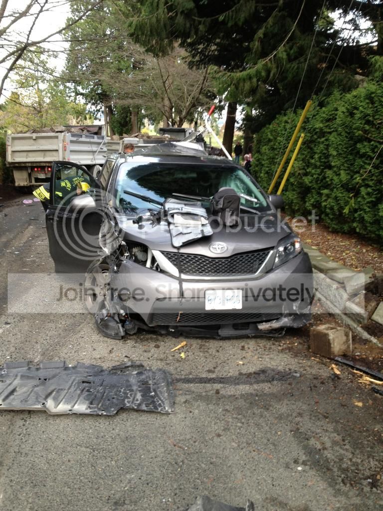 Sienna Saves Driver From Dump Truck Crash | Toyota Sienna Forum ...