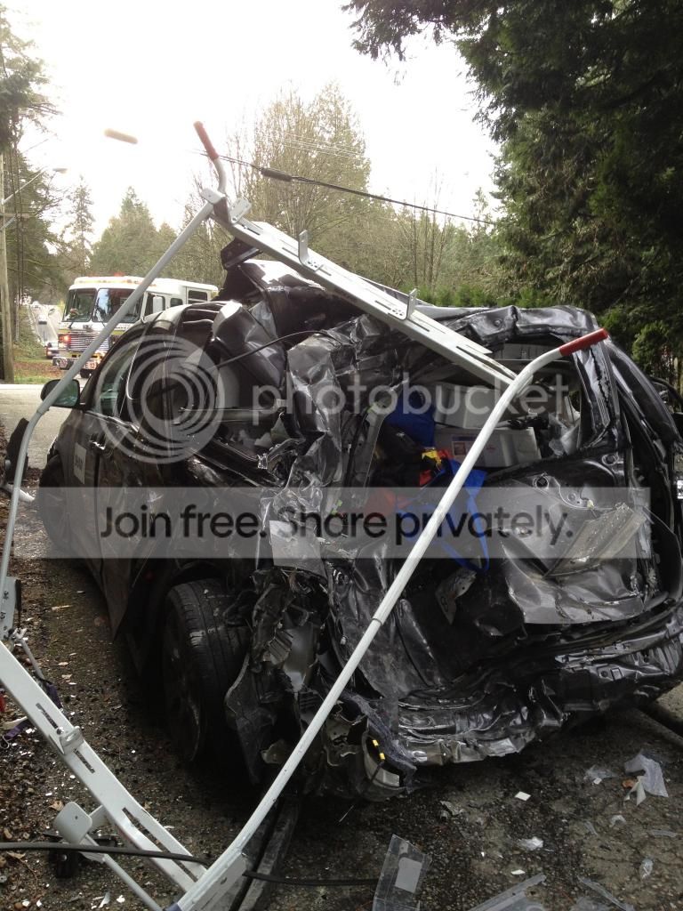 Sienna Saves Driver From Dump Truck Crash | Toyota Sienna Forum ...